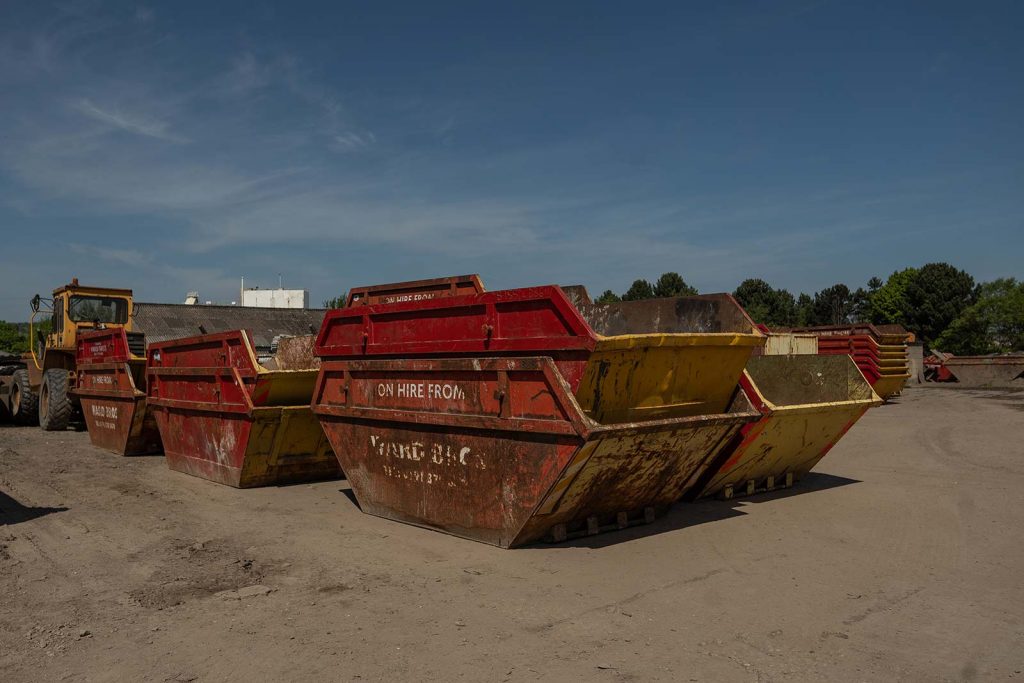 What is a midi skip? [ Infographic ] - Ward Bros Skip Hire Ltd.